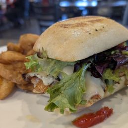 THE PARLOUR - Updated July 2025 - 321 Photos & 149 Reviews - 1716 ...