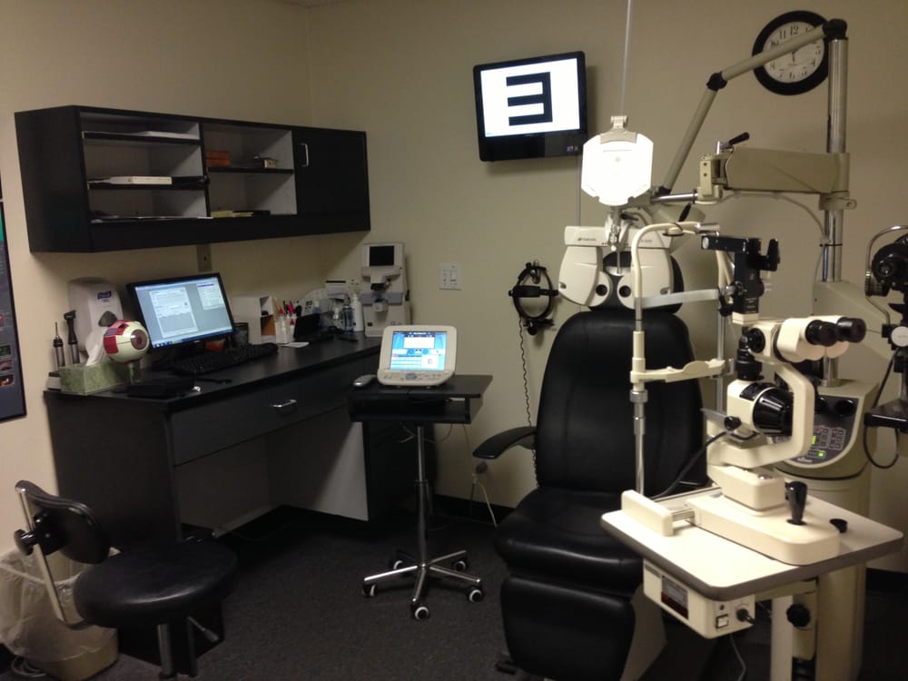 EYEMASTERS - Updated December 2025 - Great Lakes Mall, Mentor, Ohio ...