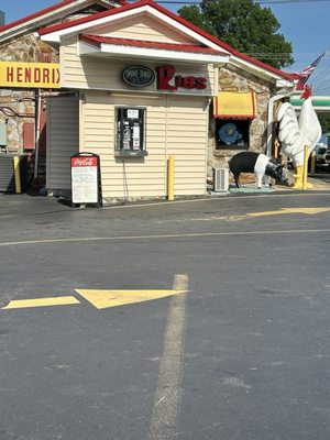 HENDRIX BBQ - Updated December 2025 - 37 Photos & 71 Reviews - 2488 ...