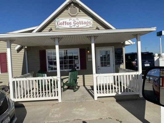 COFFEE COTTAGE - Updated June 2024 - 16 Photos & 45 Reviews - 2703 Plum ...