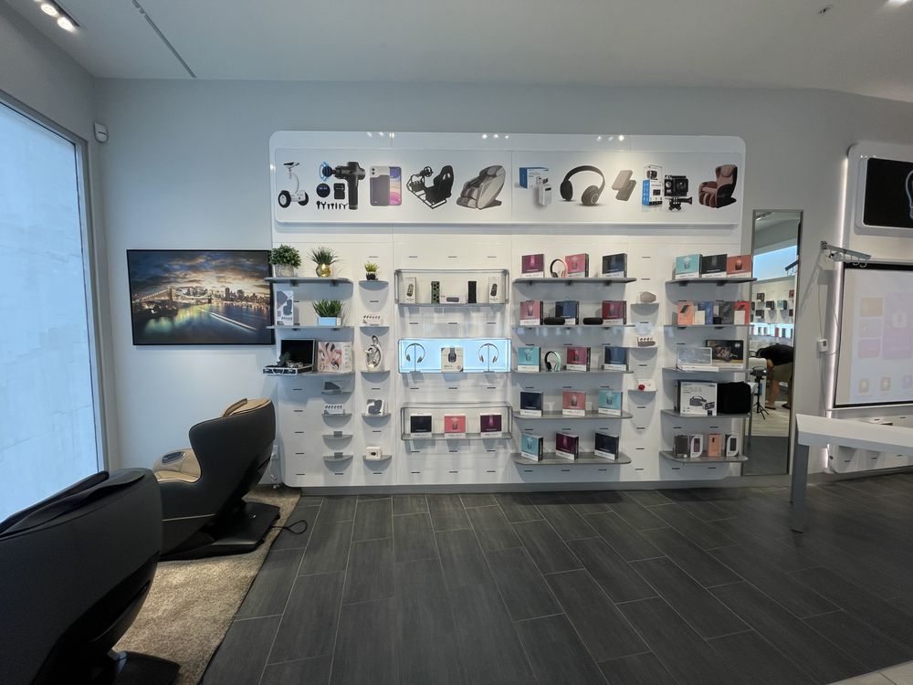 IQ GADGETS - Updated December 2025 - 13 Photos & 15 Reviews - 2330 ...