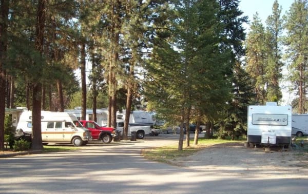 SHADY LANE RV TRAILER PARK - Updated December 2025 - 1510 Glenmore Rd N ...