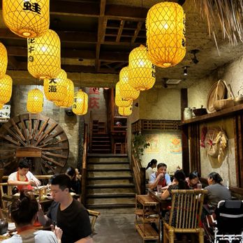 CHONGQING LAO ZAO - Updated January 2025 - 1200 Photos & 376 Reviews ...