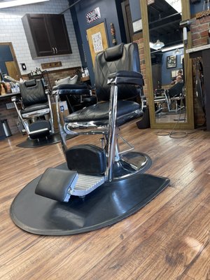 ICONIC BARBER SHOP - Updated January 2026 - 43 Photos & 103 Reviews ...