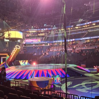 KIA CENTER - Updated May 2024 - 2017 Photos & 400 Reviews - 400 W ...