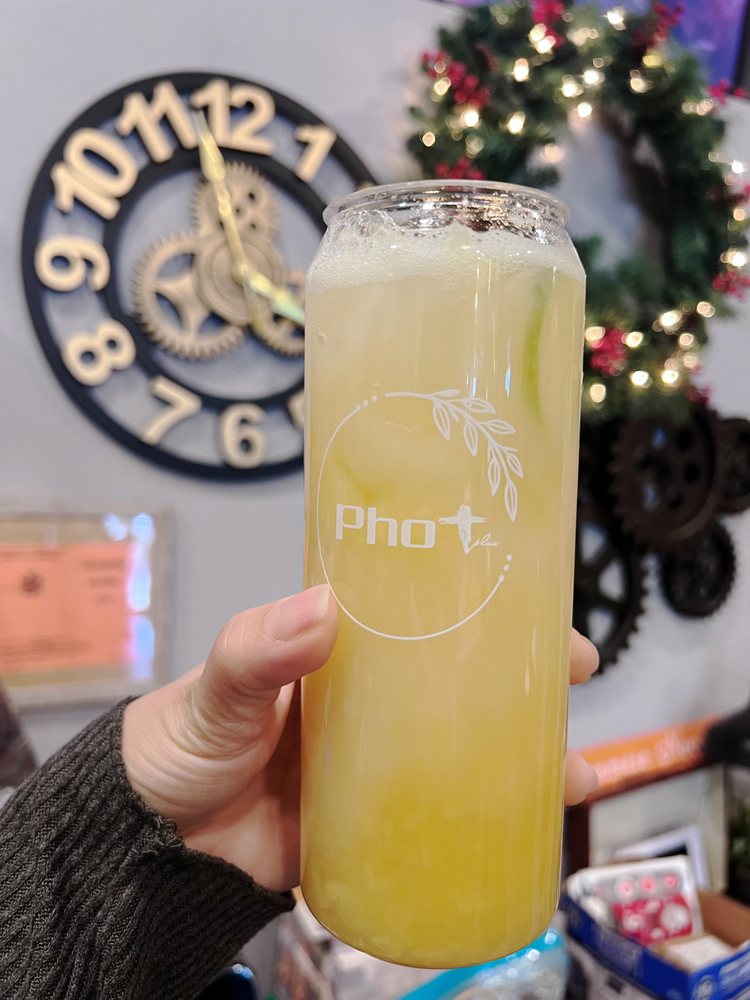 PHO PLUS VIETNAMESE NOODLES - 353 Photos & 32 Reviews - 1300 Hylan Blvd ...