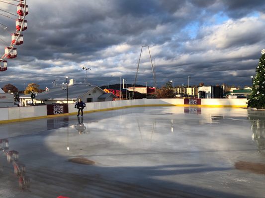 HOLIDAYS ON ICE BRANSON OUTDOOOR ICE RINK - Updated September 2025 - 18 ...