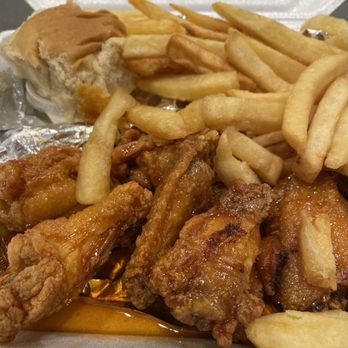 BETHUNE GRILL - Updated June 2025 - 138 Photos & 221 Reviews - 731 Dr ...