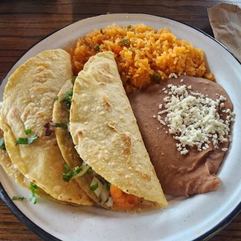 BOERNE TACO HOUSE - Updated May 2024 - 88 Photos & 77 Reviews - 470 S ...