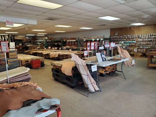 TANDY LEATHER FACTORY - Updated December 2025 - 11 Photos - 5710 Mobud ...