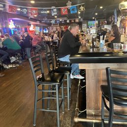WINDMILL TAVERN - Updated December 2025 - 96 Photos & 97 Reviews - 400 ...