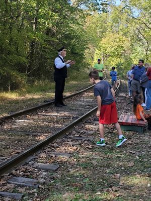 EUREKA SPRINGS AND NORTH ARKANSAS RAILWAY - Updated November 2025 - 83 ...