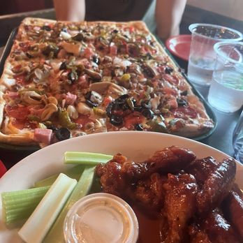 WAYMART HOTEL RESTAURANT - Updated March 2025 - 63 Photos & 77 Reviews ...