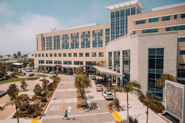 COMMUNITY MEMORIAL HOSPITAL - VENTURA - Updated July 2025 - 91 Photos ...