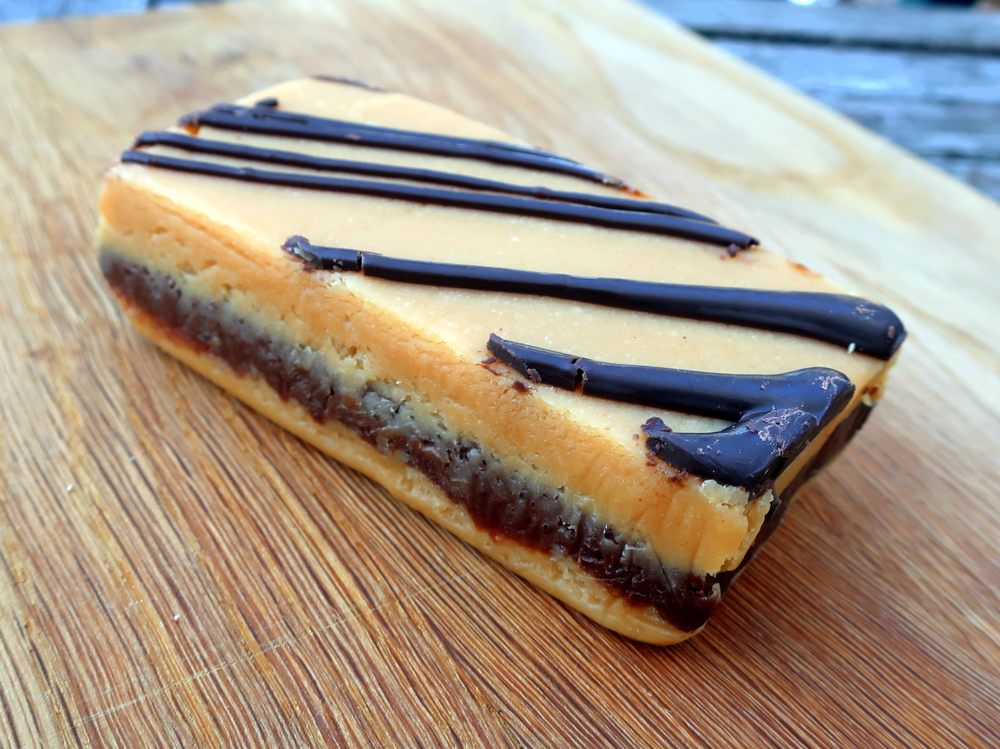 PHIL’S FUDGE FACTORY - Updated March 2025 - 10 Photos - 9-11830 152nd ...