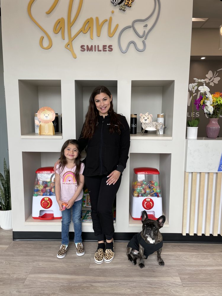 SAFARI SMILES - Updated January 2026 - 10 Photos - 5226 Federal Blvd ...