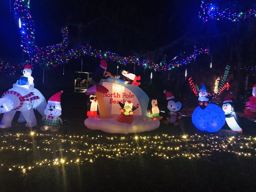 MEMORY LANE CHRISTMAS LIGHTS - Updated January 2026 - 1403 Memory Ln ...