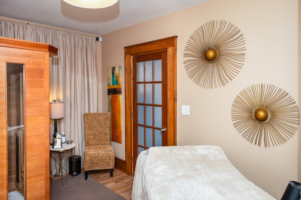 SOLACE DAY SPA - Updated March 2025 - 21 Photos & 18 Reviews - 345 St ...