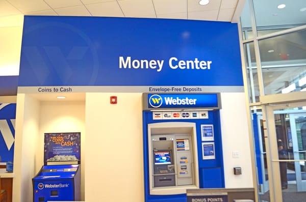 WEBSTER BANK - Updated March 2025 - 67 Reviews - 145 Bank St, Waterbury ...