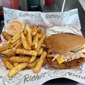RICHIE’S HOT CHICKEN - Updated June 2024 - 143 Photos & 171 Reviews ...