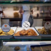 HELLO ROBIN - 1140 Photos & 820 Reviews - 522 19th Ave E, Seattle ...