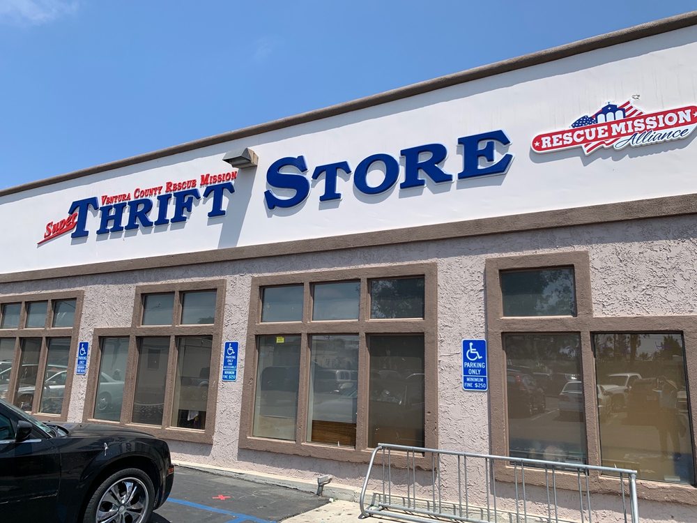 SUPER THRIFT STORE - Updated March 2025 - 80 Photos & 82 Reviews - 815 ...