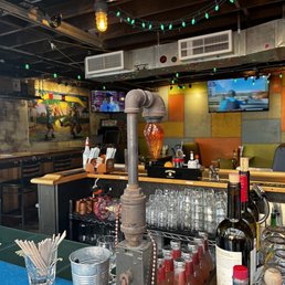 RECESS BEER GARDEN - Updated October 2025 - 337 Photos & 405 Reviews ...