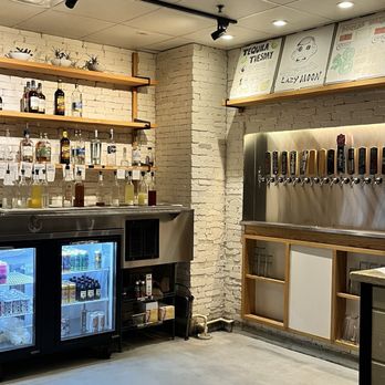 LAZY MOON PIZZA - Updated July 2024 - 1191 Photos & 733 Reviews - 1011 ...