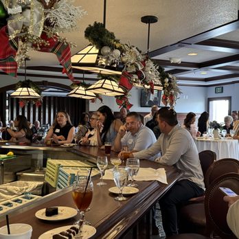 VICTORIA CLUB - Updated December 2025 - 93 Photos & 20 Reviews - 2521 ...