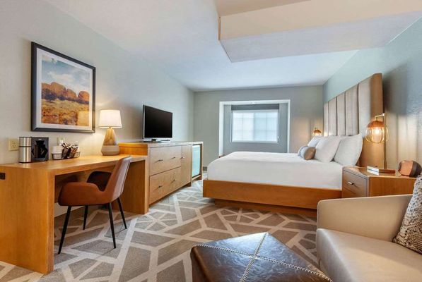 THE TEMPEST HOTEL TEMPE ASU, AN ASCEND HOTEL COLLECTION MEMBER ...