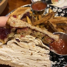 ELIZABETHS FARMHOUSE - Updated October 2025 - 374 Photos & 308 Reviews ...