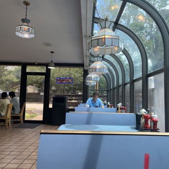 STORMS DRIVE-IN RESTAURANT - Updated December 2025 - 70 Photos & 135 ...