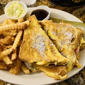 PITTSFIELD CAFE - 646 Photos & 819 Reviews - 55 E Washington St ...