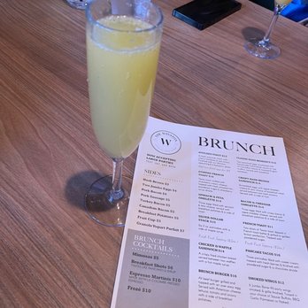 THE WINSTON - Updated December 2025 - 53 Photos & 26 Reviews - 461 N ...