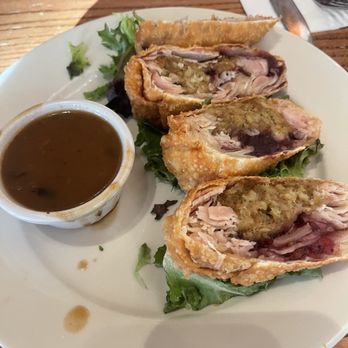 FETCH BAR & GRILL - Updated September 2025 - 148 Photos & 302 Reviews ...