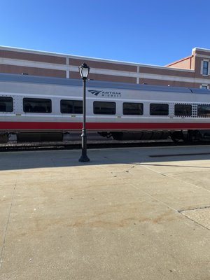 AMTRAK - Updated August 2025 - 12 Photos & 21 Reviews - 100 N 3rd St ...