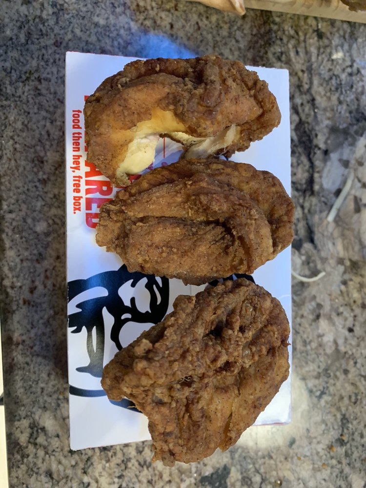 KFC - Updated May 2025 - 21 Photos & 62 Reviews - 111 E Puainako Rd ...