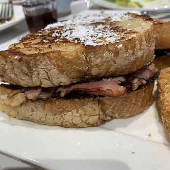 SUNFLOWER CAFE - Updated December 2025 - 116 Photos & 111 Reviews ...