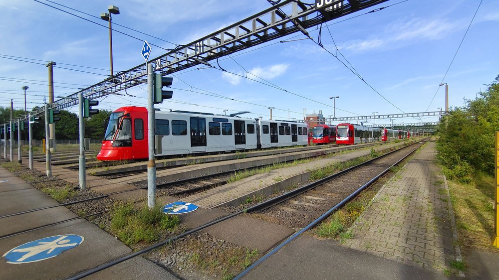 KVB BETRIEBSHOF - Updated September 2024 - Ostmerheimer Str. 553, Köln ...