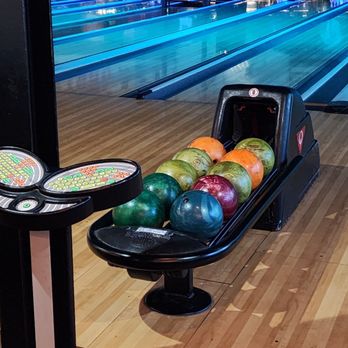 MUSTANG ALLEY’S - Updated December 2025 - 133 Photos & 136 Reviews ...