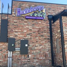 HUCKLEBERRY’S BREAKFAST & LUNCH - Updated January 2026 - 159 Photos ...