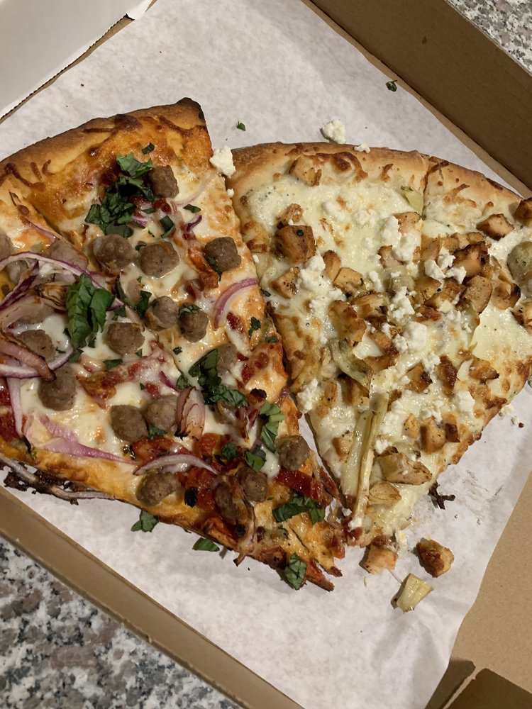 GOODFELLA’S PIZZERIA & GRILL - 237 Photos & 313 Reviews - Pizza - 377 ...