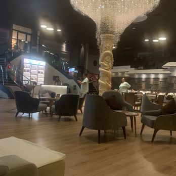 GO PLACE - Updated August 2025 - 704 Photos & 123 Reviews - 3275 ...