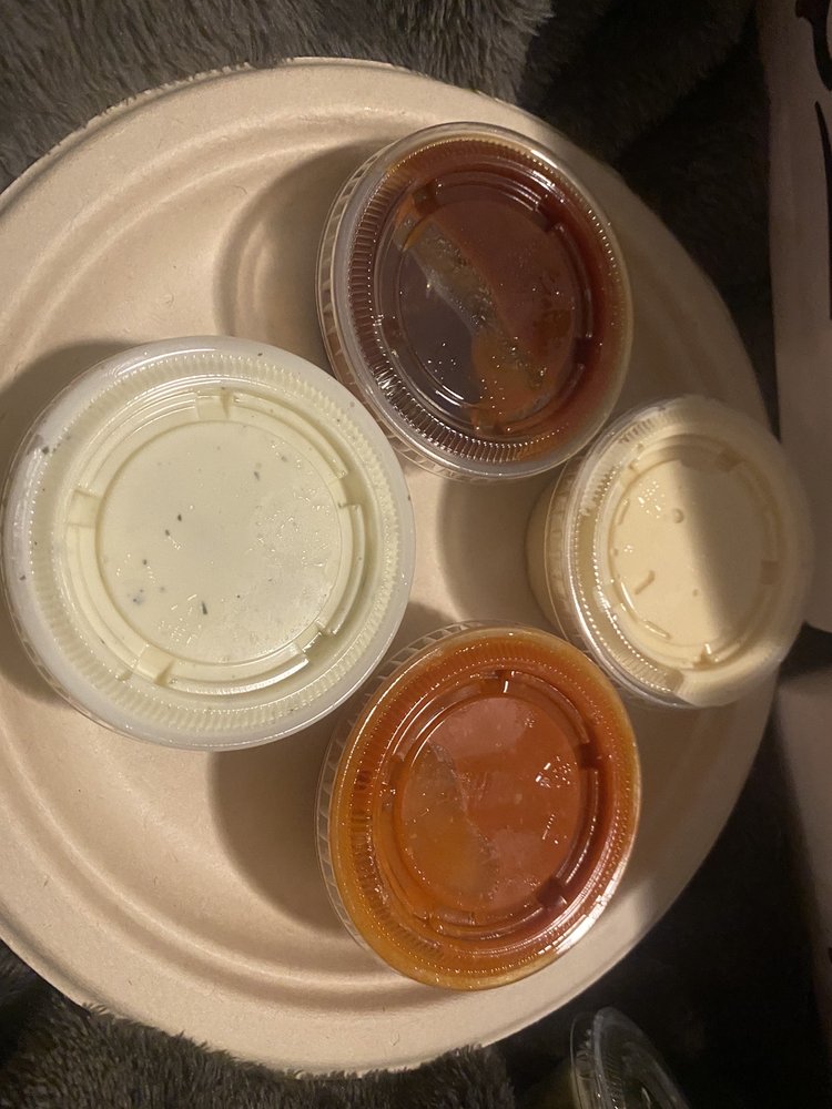 CHRIS’ DRIPPIN CHICKEN - Updated July 2025 - 616 Santa Monica Blvd ...