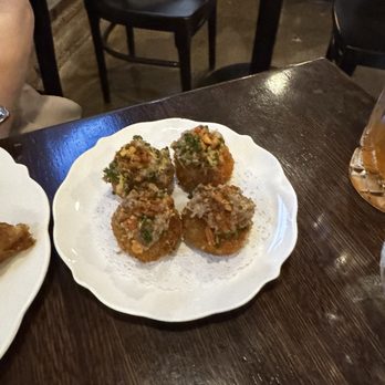 PILLAR - Updated October 2025 - 140 Photos & 53 Reviews - 408 N Bishop ...