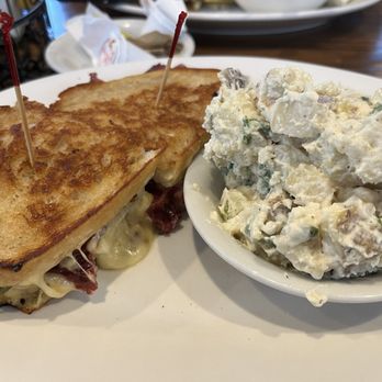 STATE STREET CAFE - Updated January 2025 - 388 Photos & 293 Reviews ...