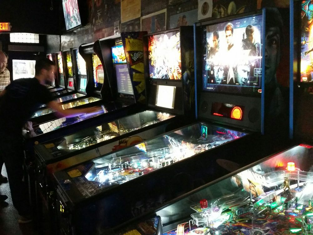 PLAYER 2 ARCADE BAR - 41 Photos & 19 Reviews - 215 E College Ave ...