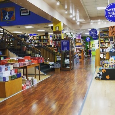 BOOKPEOPLE - 189 Photos & 474 Reviews - Bookstores - 603 N Lamar Blvd ...