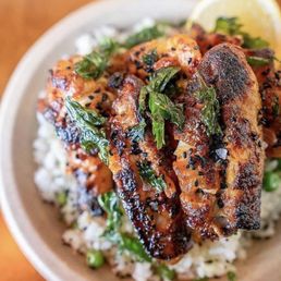 HAMDI - Updated December 2025 - 490 Photos & 162 Reviews - 4012 Leary ...