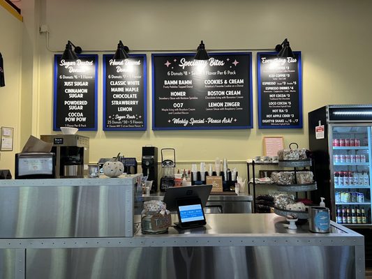 EIGHTY 8 DONUTS CAFE - Updated June 2024 - 63 Photos & 30 Reviews - 225 ...